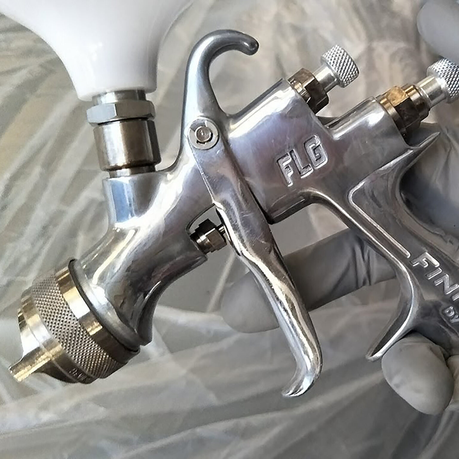 DeVilbiss FLG5 Compliant Solvent Spray Gun *BEST SELLER*