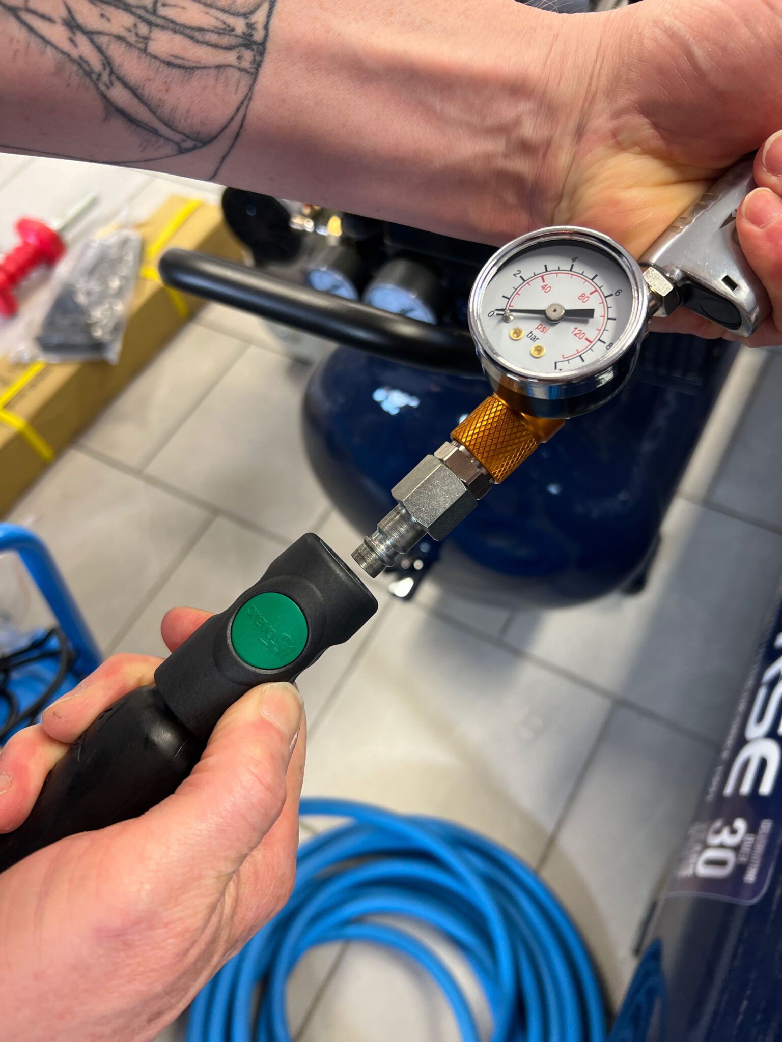 How to choose the correct air compressor for my spray gun?